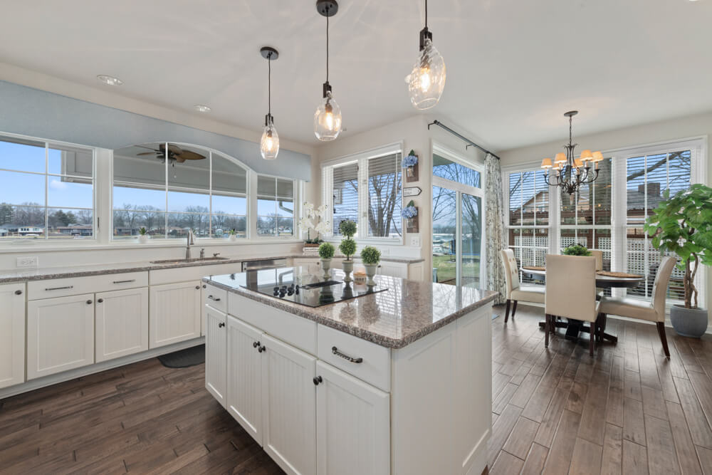 Kitchen | Sunshine Drapery - St. Louis Custom Draperies & Window Treatments